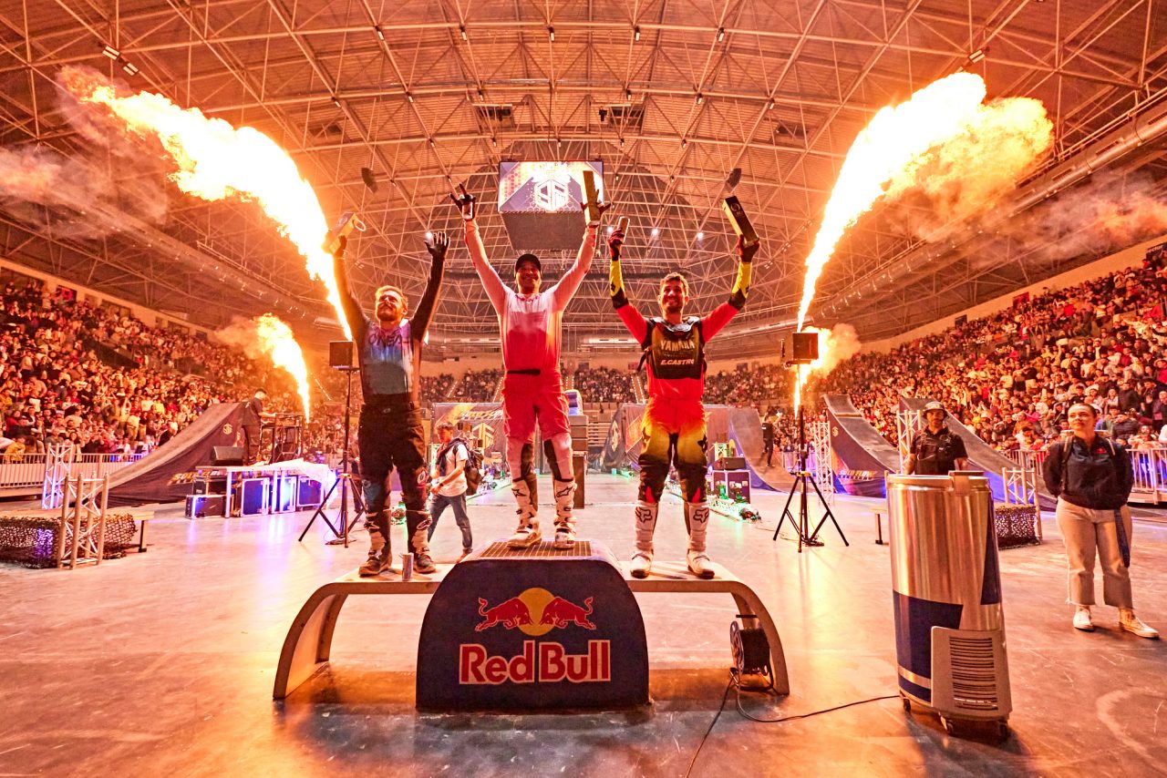 SOLOFLOW | ¡EL ESPECTÁCULO MÁS IMPACTANTE DE FMX!